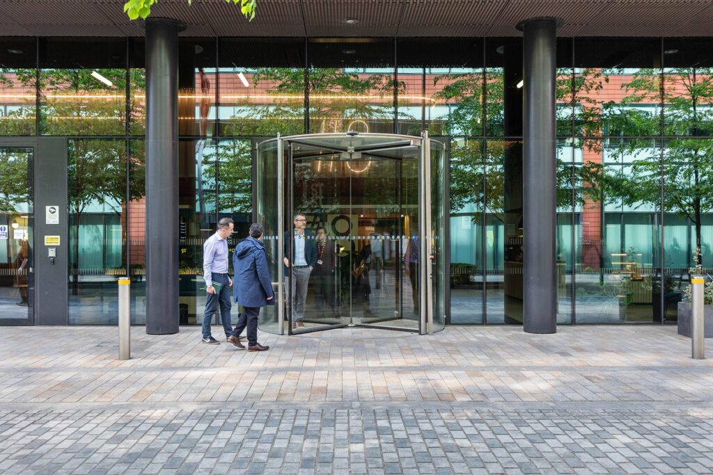 Ford Manchester Showroom Fit-Out | MGL Projects