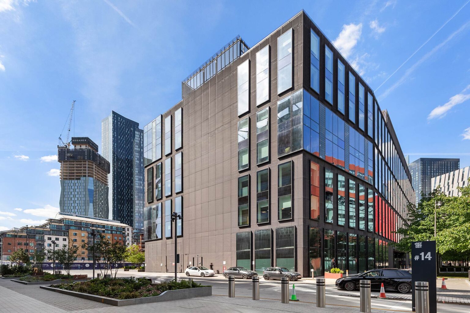 Ford Manchester Showroom Fit-Out | MGL Projects